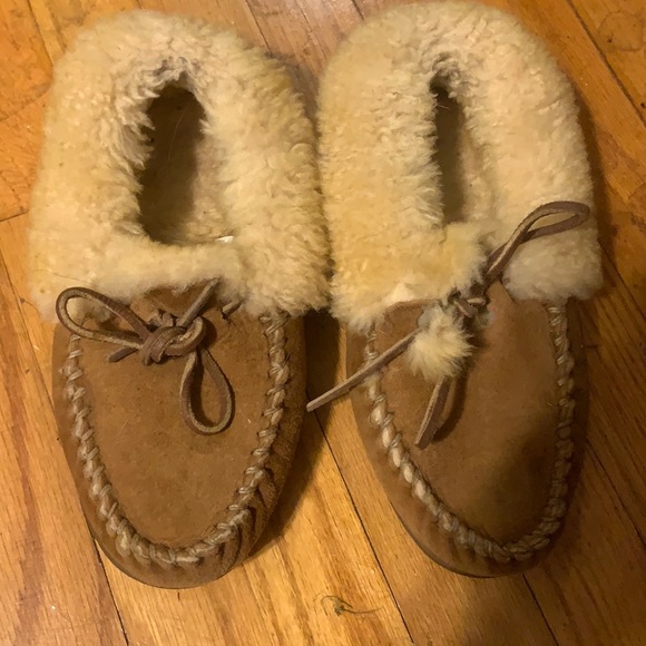 L.L. Bean | Shoes | Ll Bean Slippers | Poshmark